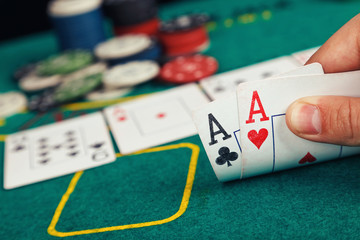 Best Live Ultimate Hold'em Games 2020 | Top Live Casinos